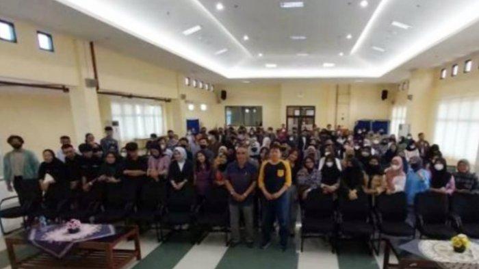 135 Mahasiswa Universitas Semarang Ikuti Pelatihan Jurnalistik ...