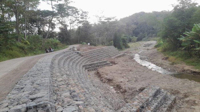 Pemkab Tegal Rampungkan Perbaikan Ruas Jalan Capar-Padasari Jatinegara ...