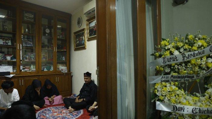 Ganjar Kenang Sosok Gembong Warsono: Kader Militan, Sederhana dan Merakyat - Tribunjateng.com