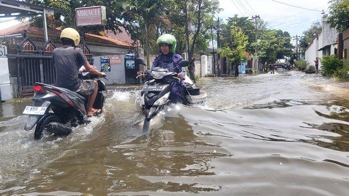 Video Banjir Pantura, Genangan Air Kepung Kota Tegal - Tribunjateng.com