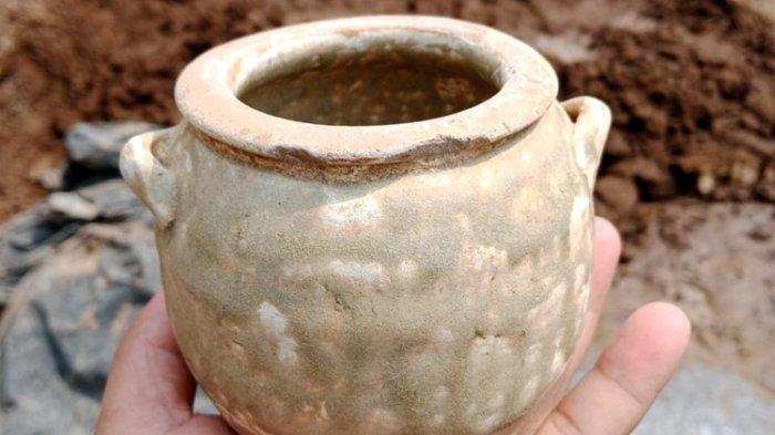 Guci Kuno Ditemukan di Klaten, Pegiat Sejarah: Dulu Digunakan untuk ...