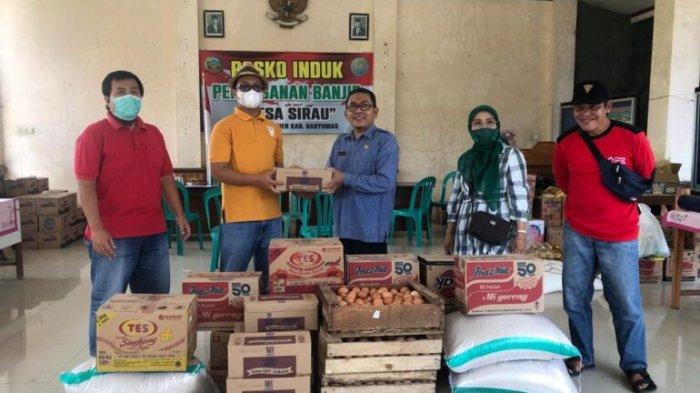 IT Telkom Purwokerto Salurkan Bantuan Sembako untuk Desa Sirau Banyumas - Tribunjateng.com