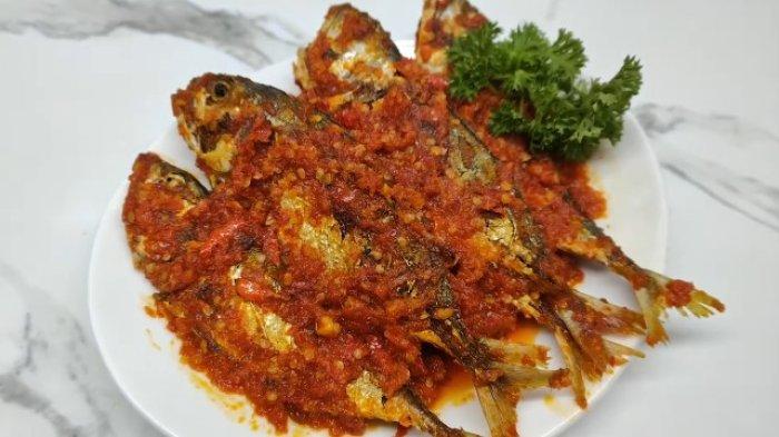 Resep Ikan Kembung Balado, Ide Olahan Ikan untuk Makan Siang ...