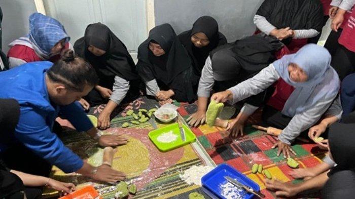 Inovasi Mahasiswa UMP Dorong Pemberdayaan UMKM dengan Olahan Mie Sayur Bayam - Tribunjateng.com