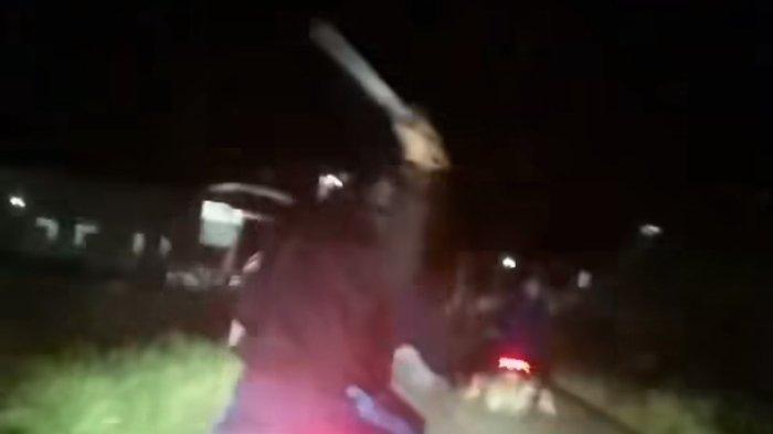 HEROIK Aksi Pemilik Mobil Kejar dan Tangkap Kreak Bersajam di Semarang, Sempat Dilempar Celurit ...