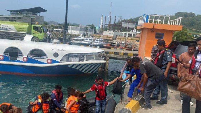 Kronologi Kapal Wisata Karam Usai Menabrak Karang di Labuan Bajo, 5 Wisatawan Selamat ...