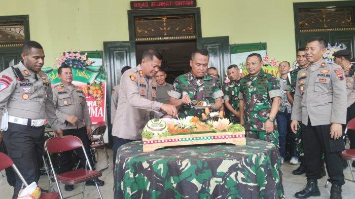 Ultah Ke - 78, Polres Blora Berikan Kejutan Ulang Tahun kepada Jajaran ...
