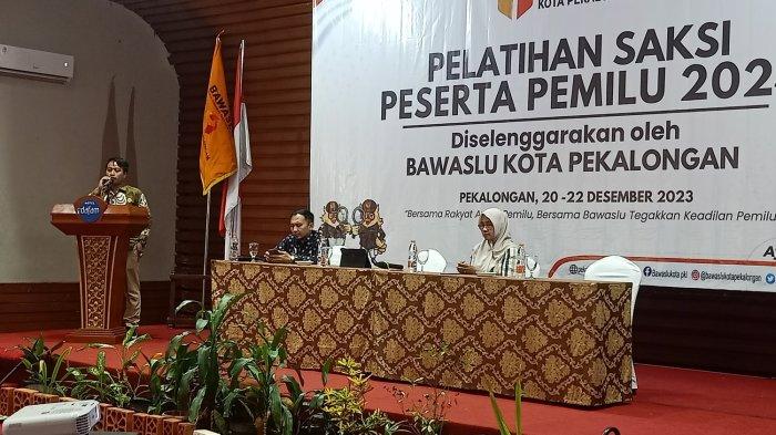 Bawaslu Kota Pekalongan Tingkatkan Kapasitas Saksi Peserta Pemilu 2024 ... Bawaslu Kota Pekalongan Tingkatkan Kapasitas Saksi Peserta Pemilu 2024 ...