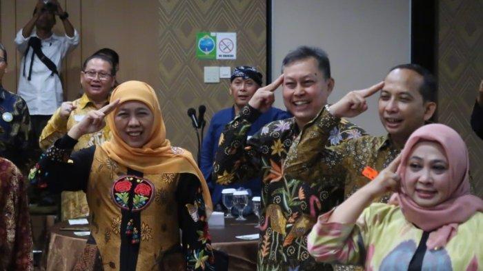 Khofifah Ajak Alumnus Unair Jateng Berkontribusi Wujudkan Indonesia Emas 2045 - Tribunjateng.com
