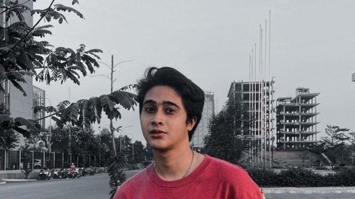 5 Potret Kevin Gutomo Pesinetron yang Viral Seusai Bikin Video Bucin ...