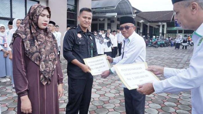 Sambut Hari Amal Bhakti, Kemenag Wonosobo Salurkan Zakat Rp 427,4 Juta untuk Kemaslahatan Umat ...