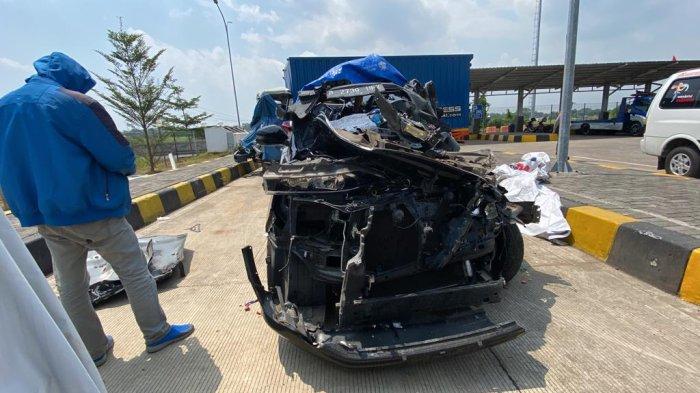 Pengakuan Sopir Truk yang Diseruduk Mobil Ayah Emil Dardak di Tol Pemalang-Batang - Tribunjateng.com