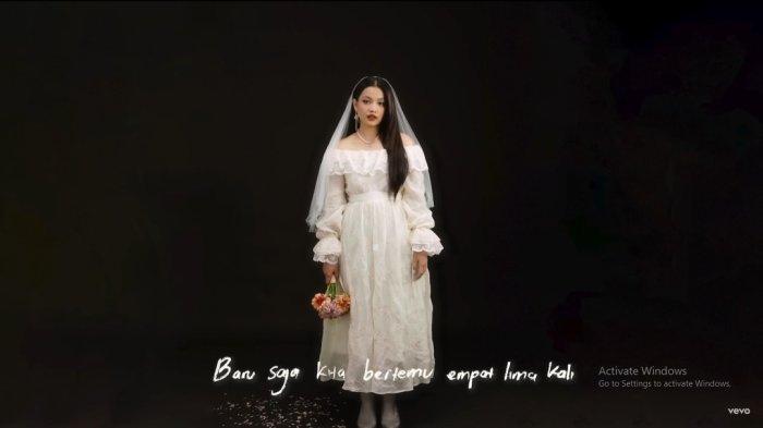 Lirik Lagu berbunga-bunga Sendiri Aruma - Tribunjateng.com