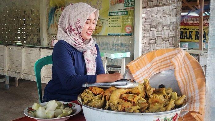 5 Kuliner Khas Rembang yang Wajib Dicoba, Ada Urap Latoh Hingga Lontong ...