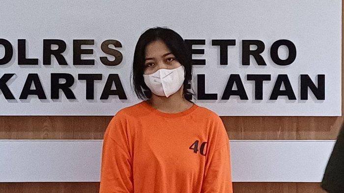 Mahasiswi Penjual Tiket Fiktif Coldplay Diduga Juga Lakukan Penipuan Paket Umrah - Tribunjateng.com