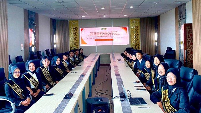 Wakil Rektor III Kukuhkan Kepengurusan Mahasiswa Berprestasi UIN Saizu, Mewujudkan Generasi ...