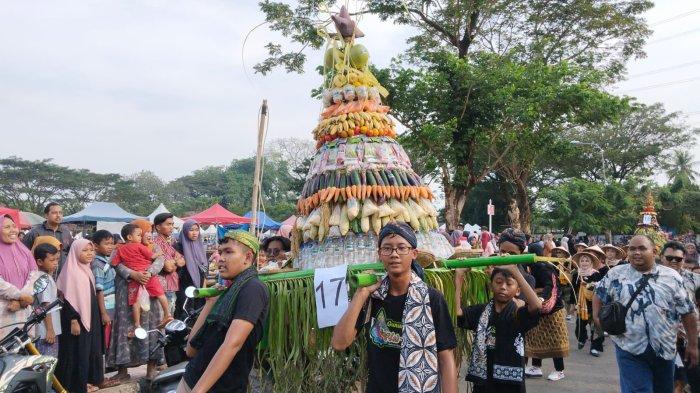 Soliditas untuk Bangun Desa Terlihat Dalam Festival Kabumi Desa Bangsri ...