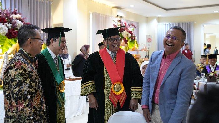 Menteri dan Mantan Menteri Hadiri Pengukuhan Prof Agung Putra ...