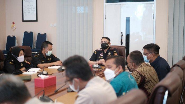 Mitigasi Kongesti di Pelabuhan pada Idul Fitri, Bea Cukai Tanjung Emas ...