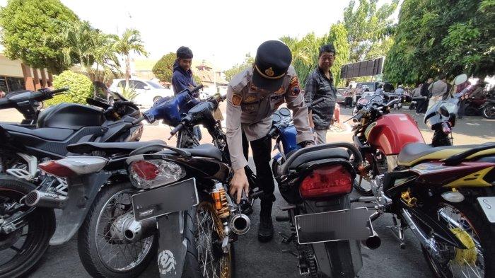 25 Sepeda Motor Pakai Knalpot Brong Diamankan Polsek Kota Kudus - Tribunjateng.com