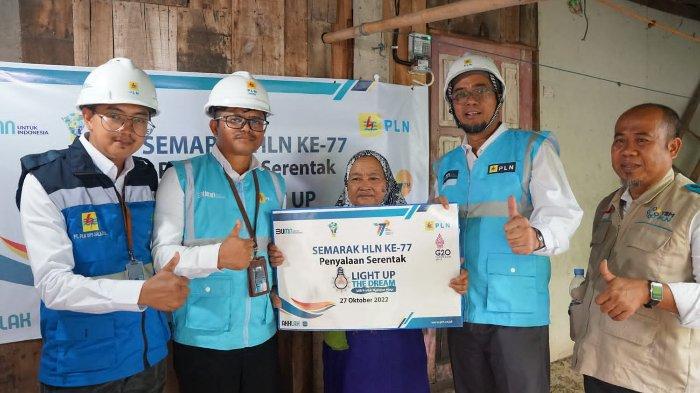 Nyalakan Mimpi, PLN Berikan Listrik Gratis 343 Pelanggan di Jateng-DIY - Tribunjateng.com