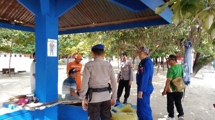 Operasi Ketupat Candi 2024, Personel Pospam Bandengan Gelar Patroli Jalan Kaki & Sampaikan ...