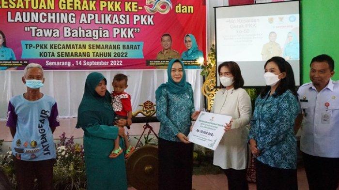 Kecamatan Semarang Barat Launching Aplikasi Tawa Bahagia PKK ...