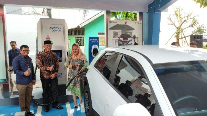 Kado Terindah Untuk HUT ke-476 Kota Semarang, PLN Hadirkan SPKLU di ... Kado Terindah Untuk HUT ke-476 Kota Semarang, PLN Hadirkan SPKLU di ...