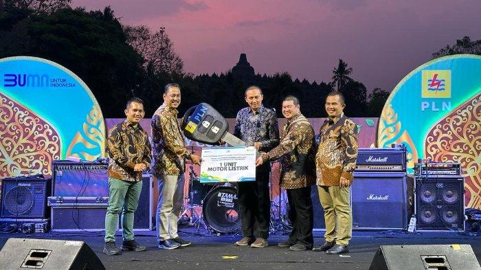 Gelar Priority Customer Gathering,PLN Perkenalkan Digitalisasi Layanan Ekstra Bagi Sektor ...