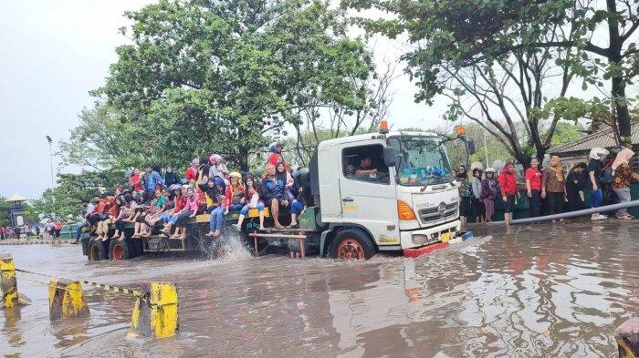 5 Wilayah Jateng yang Berpotensi Banjir Rob hingga 13 November 2024, BMKG Keluarkan Peringatan ...