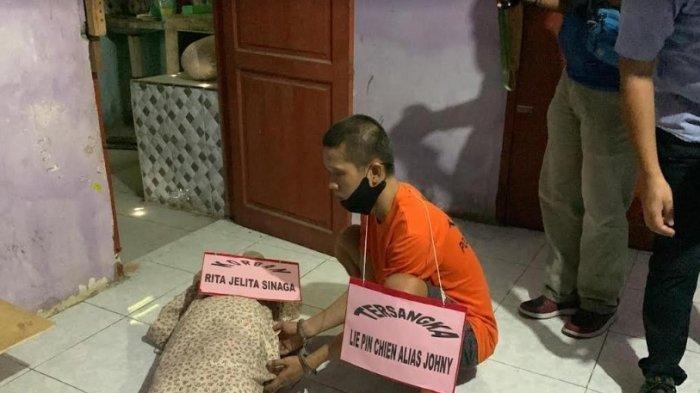 Rekonstruksi Pria Bunuh Teman Wanita di Rumah Kontrakan, Tersangka ...