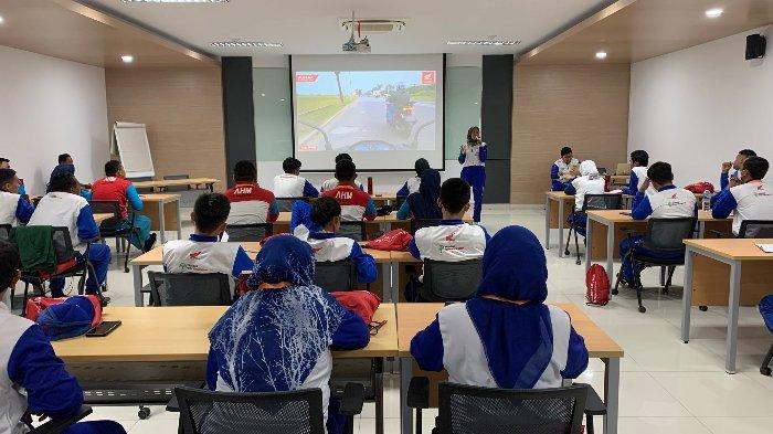 Tingkatkan Kompetensi, Puluhan Figur Keselamatan Berkendara Ikuti Kemah ...