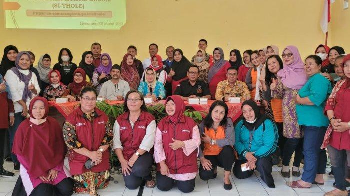 PN Semarang Perkenalkan Posbakum dan Aplikasi Si-Thole ke Masyarakat ...