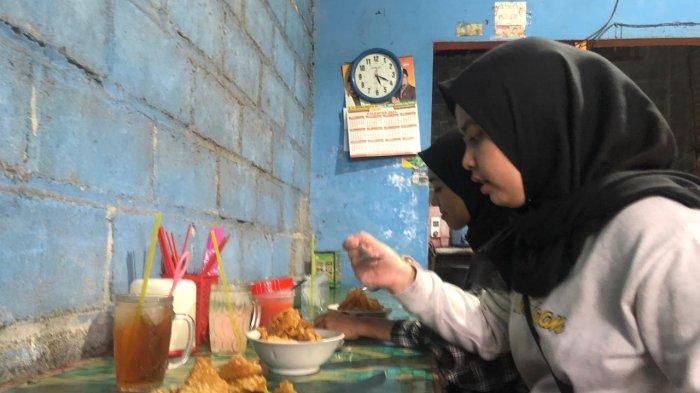 5 KM dari Simpang Lima, Hidden Gem Kuliner di Semarang, Mie Pangsit ...