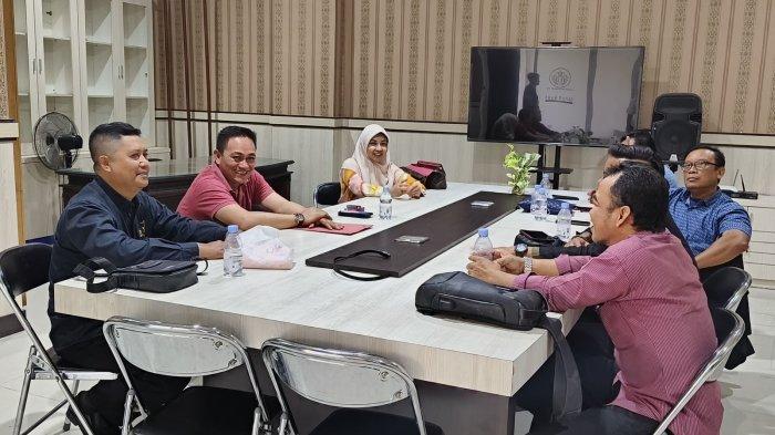 Perkuat Dukungan untuk Vivit-Gus Umam, 6 Partai Non Parlemen Gelar ...