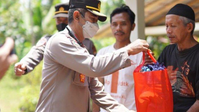 Video TNI-Polri Gelar Bakti Sosial di Desa Wadas Purworejo ...
