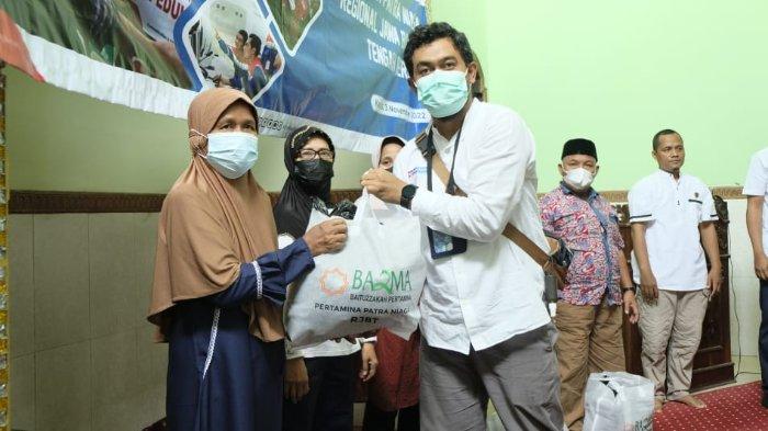 Bazma Pertamina Patra Niaga Jawa Bagian Tengah Berikan Bantuan 300 Paket Sembako - Tribunjateng.com