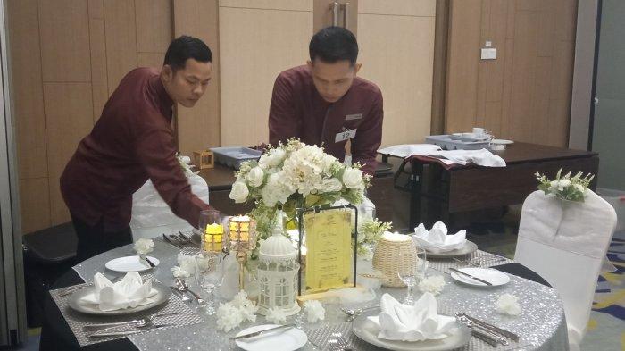 Tingkatkan Skill Pelayanan, The Azana Hotel Airport Semarang Gelar ...