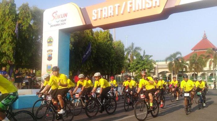 Peserta Tuntaskan Rute 158 KM Dengan Waktu 7 Jam Event Sukun Tour De Muria 2024 - Tribunjateng.com