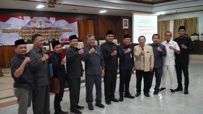 DPRD Jepara Setujui Raperda APBD 2023 Sebesar Rp 2,517 Triliun - Tribunjateng.com