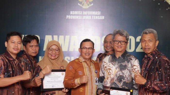 Pemkab Tegal Raih Penghargaan Badan Publik Menuju Informatif & RSUD dr Soeselo Slawi Informatif ...