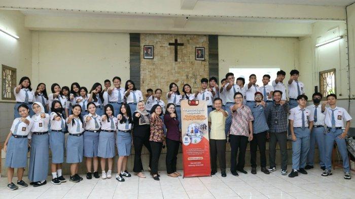 Dosen Ilkom USM Latih Siswa SMA Sint Louis Bikin Konten Kreatif dengan CapCut - Tribunjateng.com