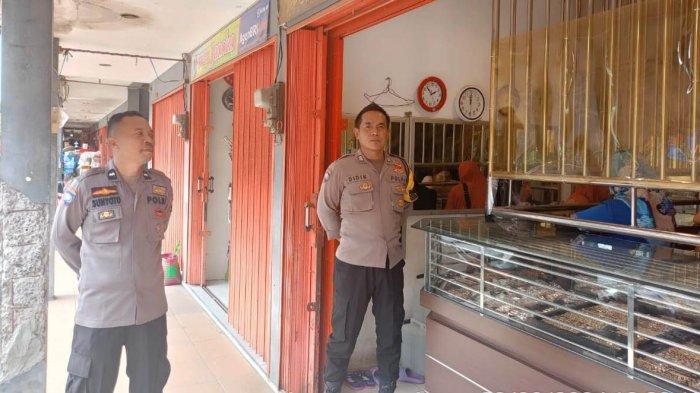 Antisipasi Tindak Kriminal, Polsek Jepon Blora Intensif Patroli Toko ...