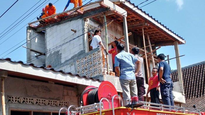 BREAKING NEWS: Pekerja Bangunan Tewas Tersengat Listrik di Blora - Tribunjateng.com