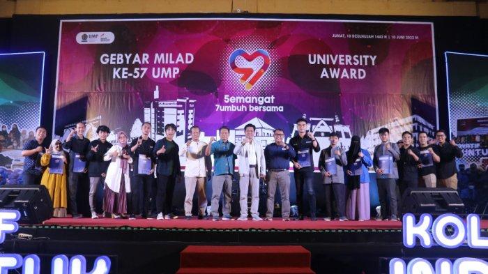 Rektor UMP Beri Bonus Puluhan Juta Kepada Mahasiswa Peraih Prestasi ...