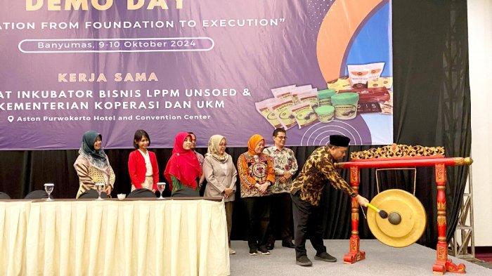 Kolaborasi LPPM UNSOED dan Kementerian Koperasi dan UKM RI dalam ...