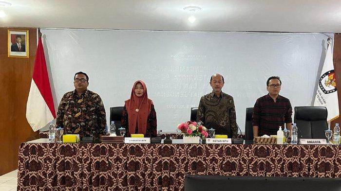 Rakor Persiapan Rekapitulasi Verifikasi Syarat Dukungan Minimal Tahap Kesatu Bakal Calon Anggota ...