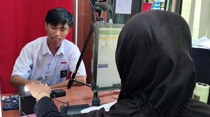 11 Ribu Pemilih Pemula di Batang Belum Rekam KTP-El, Disdukcapil Buka Layanan Sampai Sore ...