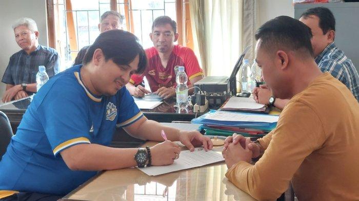 Rinto dan Boby Bakal Berebut Kursi Ketum Askab PSSI Karanganyar ...