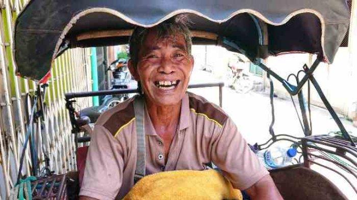 Jeritan Rudianto Pengayuh Becak yang Makin Tergerus Zaman, Untuk Beli ...